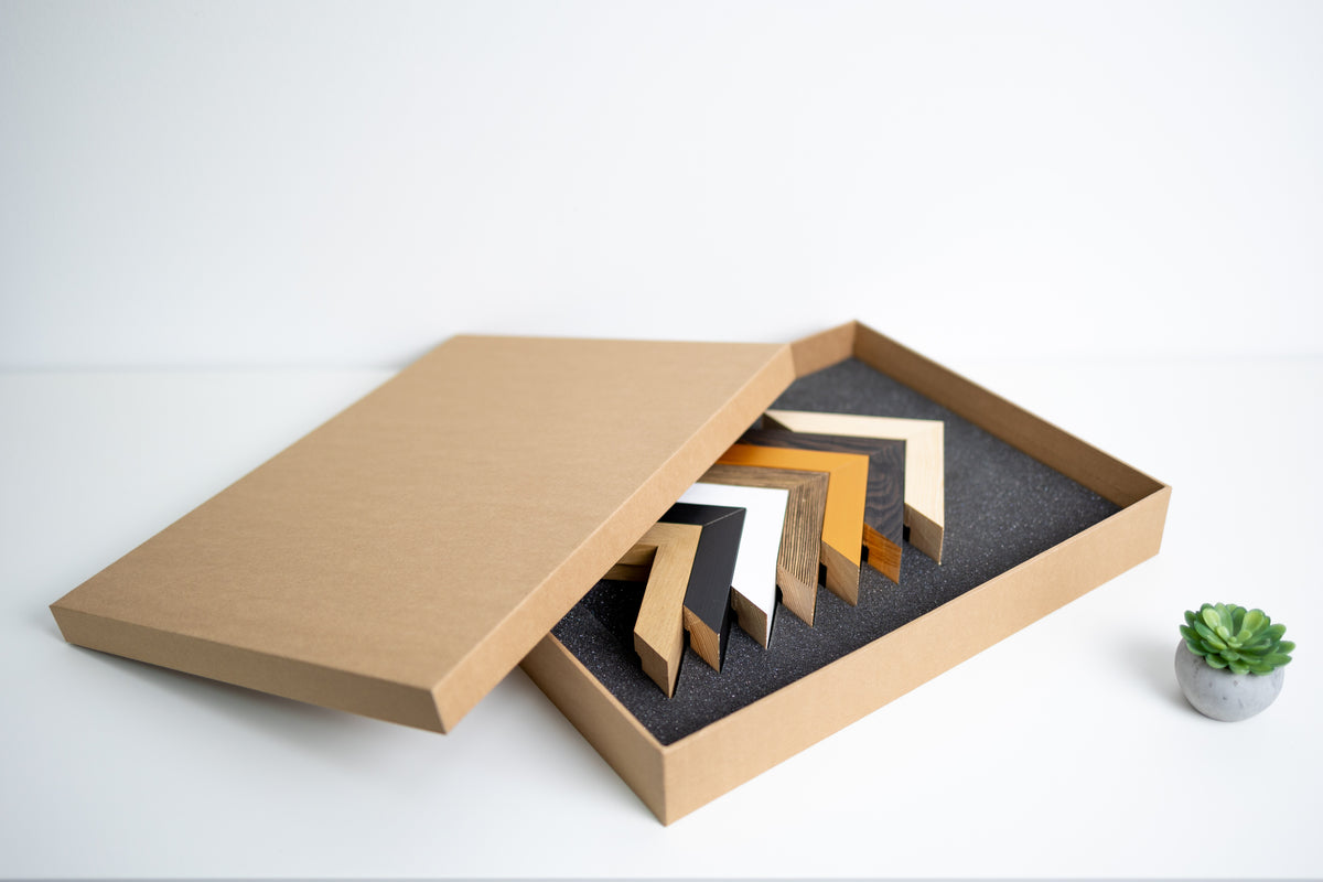 Frame Corners Sample Box – QT Albums