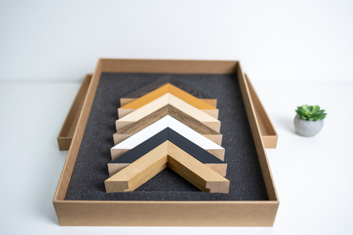 Frame Corners Sample Box – QT Albums